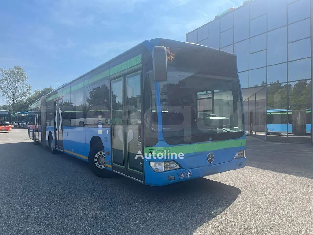 Prodaje se Mercedes-Benz Citaro zglobni autobus na aukciji