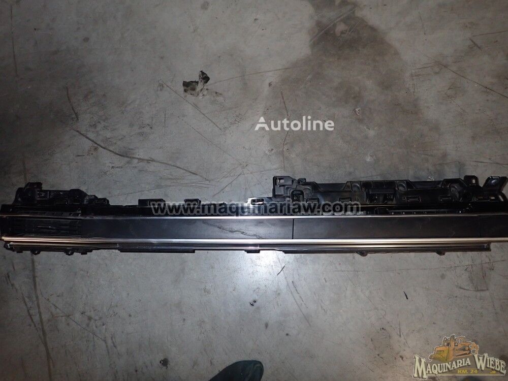4N1 857 212 D instrument tabla za Audi A8 automobila