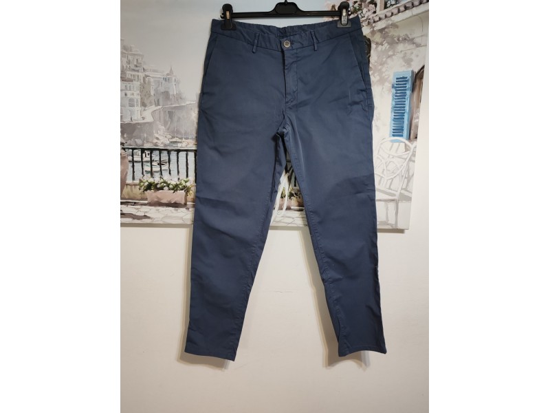 MASSIMO DUTTI PANTALONE MUŠKE SLIM FIT 42