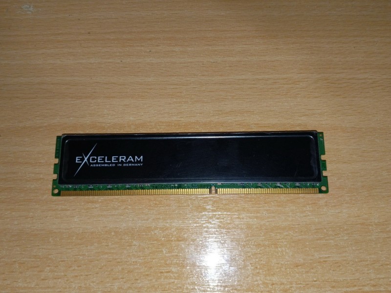 Exceleram 2Gb ddr3 modul na 1333Mhz