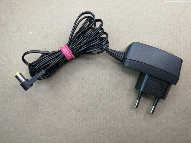 Adapter 6,5V --- 300mA
