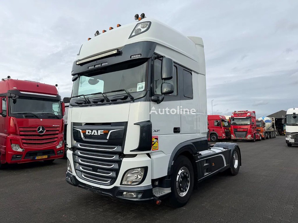 DAF XF 530 Super Spacecab Retarder Euro 6 tegljač
