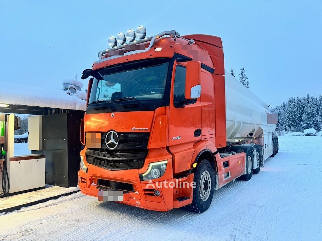 Mercedes-Benz Actros 2563 6x2 Trekkvogn m/ Hydraulikk. SE VIDEO tegljač