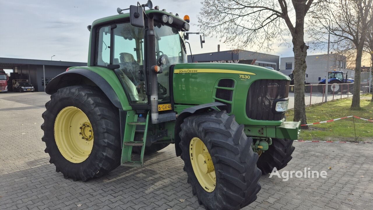 John Deere 7530 AP Lucht en TLS traktor točkaš