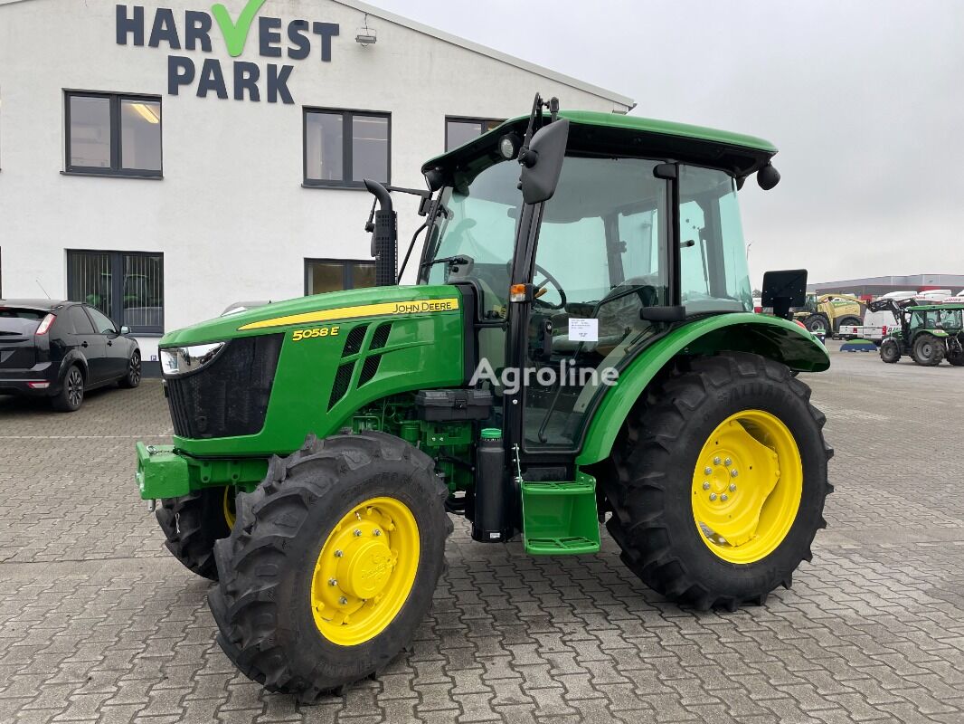 John Deere 5058E 4WD *NEU* traktor točkaš