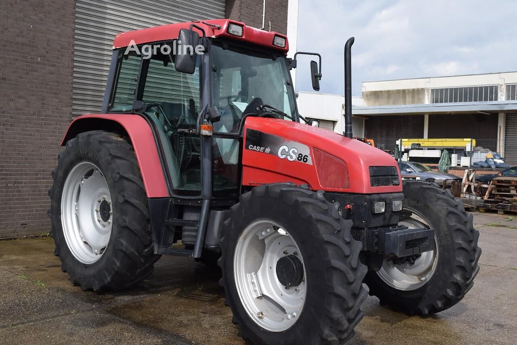 Case IH CS 86 traktor točkaš