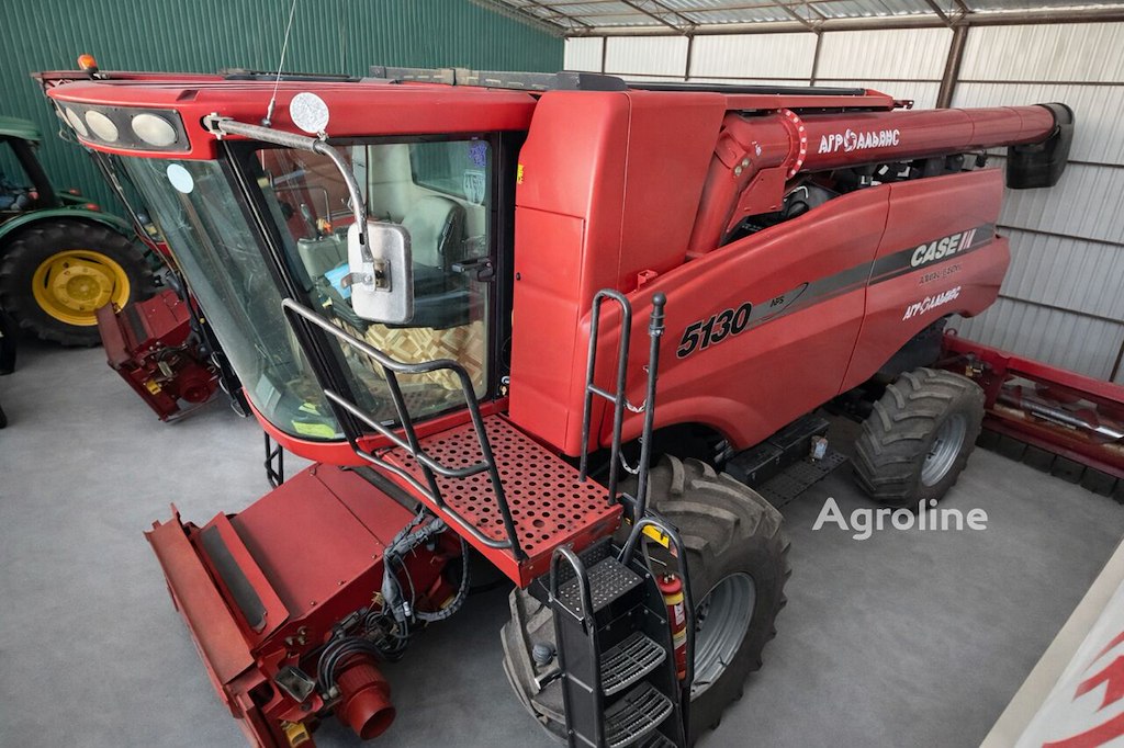 Case IH 5130 kombajn za žito