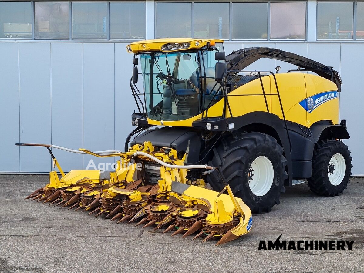 New Holland FR600 krmni kombajn
