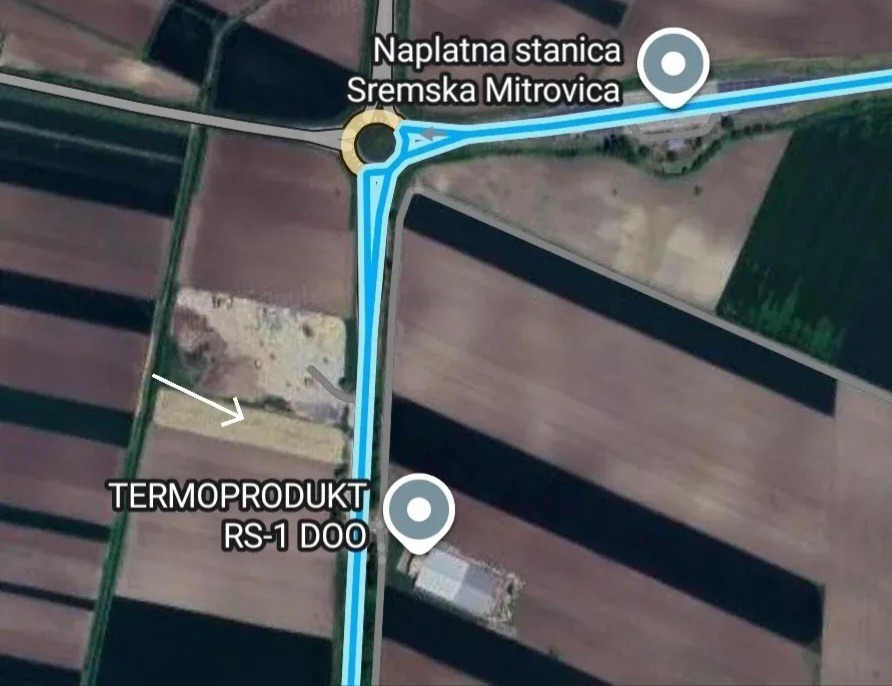 Na prodaju gradjevinsko zemljiste-Sremska Mitrovica