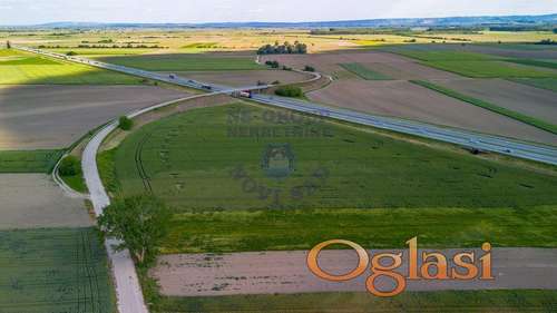 Odličan plac prema izlazu kaća