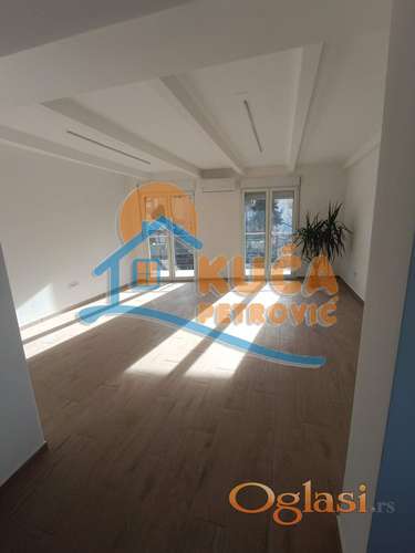 Izdaje se nov poslovni prostor na Paliluli, 103m2