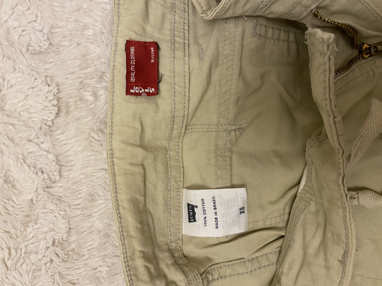 Levis pantalone