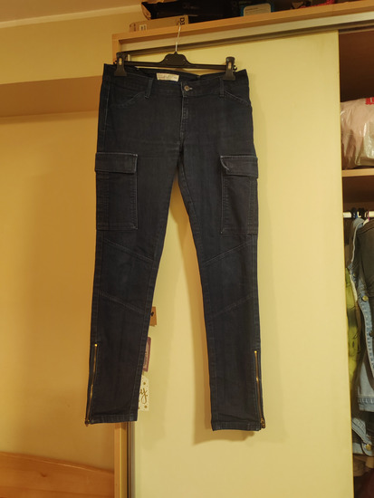 LEVIS teget pantalone L