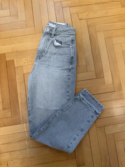 Zara mom jeans - 32