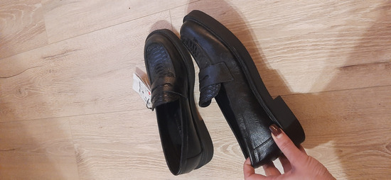 Bershka NOVO mokasine loafer cipele 39