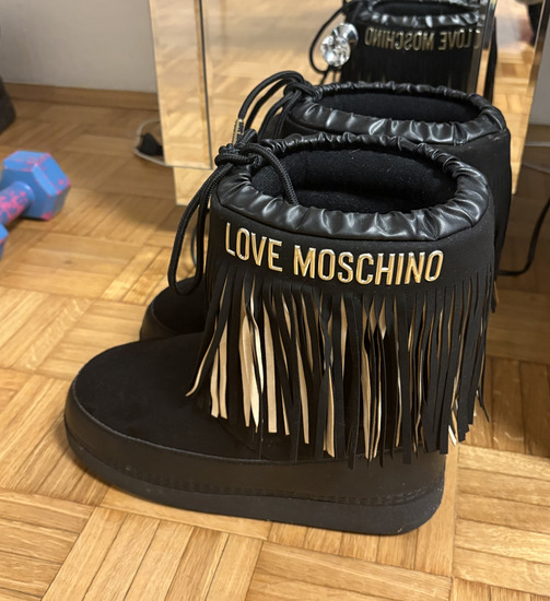 Love Moschino zimske cizme
