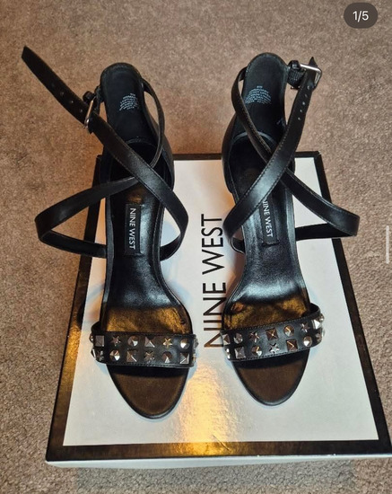 Nine West stikle