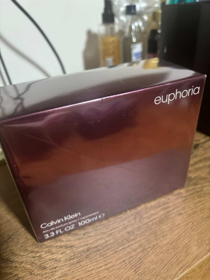 Calvin Klein Euphoria zenski parfem