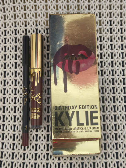 KYLIE LIQUID LIPSTICK, LIP LINER NOVO