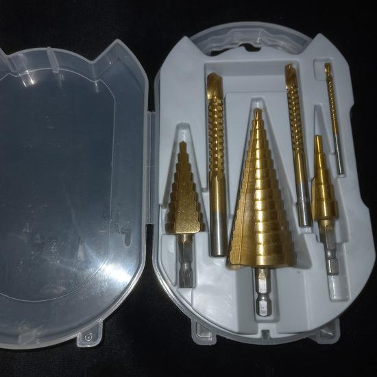 SET OD 6 BURGIJA ZA METAL-DRVO OD 3 DO 32 MM
