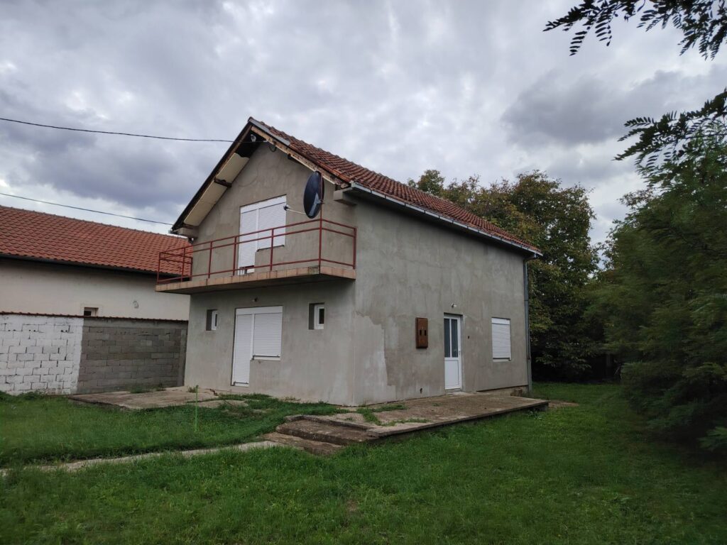 Kuća 134 m², 4 ara, Obrenovac, 124.000€