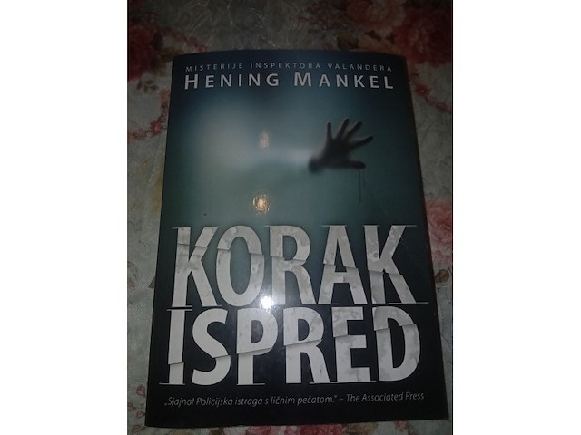 Korak ispred Hening Mankel