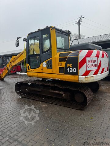 Guseničarski bager S016307
Komatsu PC 130