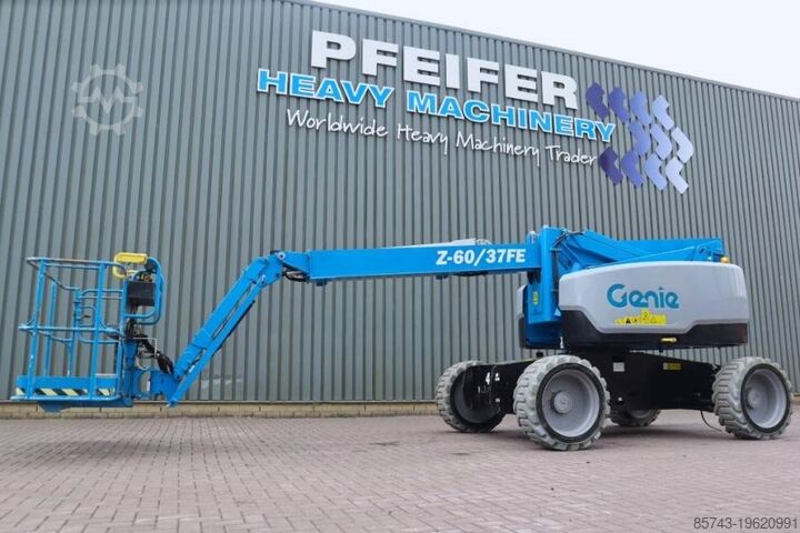 Artikulisan teleskopski bum lift
Genie Z60/37FE Hybrid, 4x4 Drive, 20m Working Height, 11