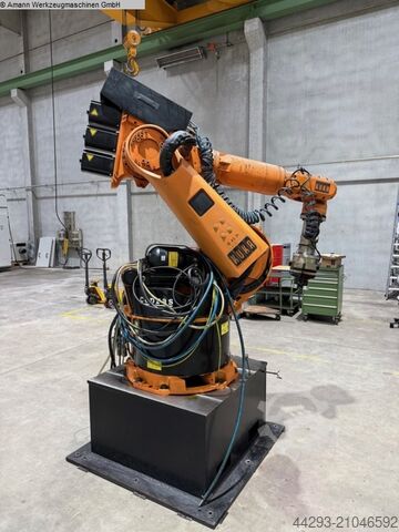 Robot - Rukovanje
KUKA KR 125L90/2