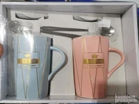 Set 2 šolje sa metalnim kašičicama