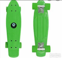 Pennyboard skejt 56cm zeleni sa svetlećim točkovima