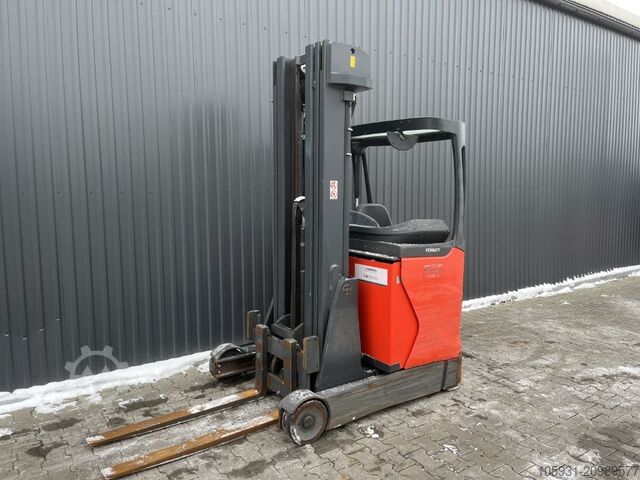 Reach truck
Linde R14HD-01