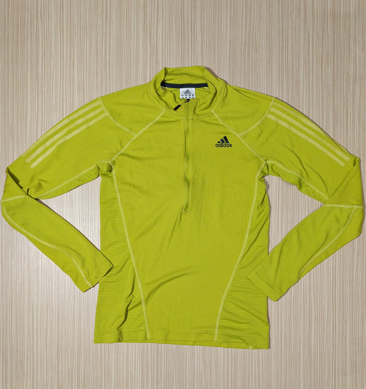 Adidas majica vel. 50
