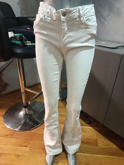 Farmerke Zara zvoncare