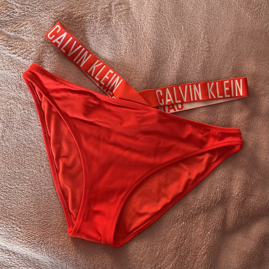 Calvin Klein kupaci
