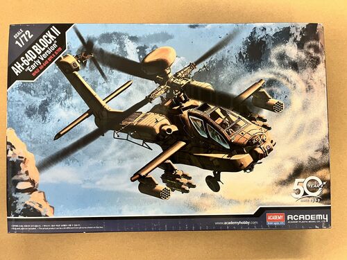 NEW! Academy 12514-REKLAMACJA AH-64D BLOCK II "Early Version"-Uszkodzony! / Damaged!