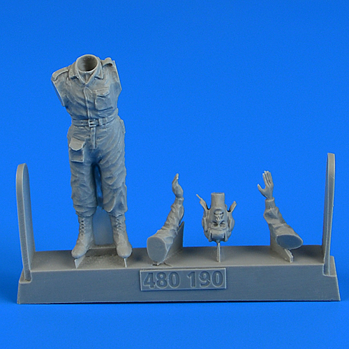 Aerobonus 480190 Modern Russian Tank Crew Figurines