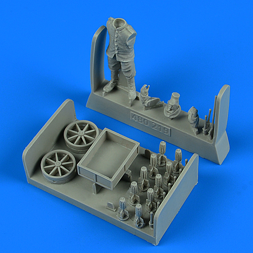 Aerobonus 480219 German WWI Aircraft Armover with ammunition cart