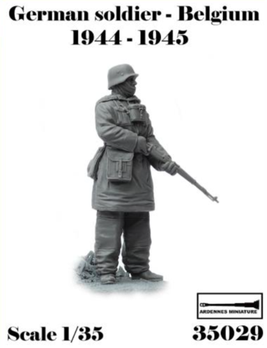 Ardennes Miniature 35029 German soldier - Belgium 1944-1945