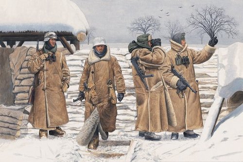 Dragon 6518 German Infantry in Wachtmantel, Leningrad 1943 (4 Figures Set)
