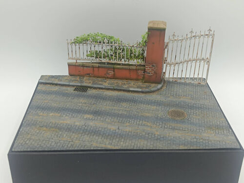 NEW! VG DioModels 64525 Street Base with Wall