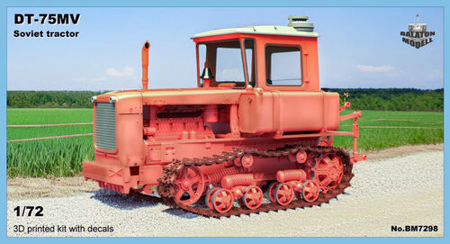 Balaton Modell BM7298 DT-75MV Soviet Tractor