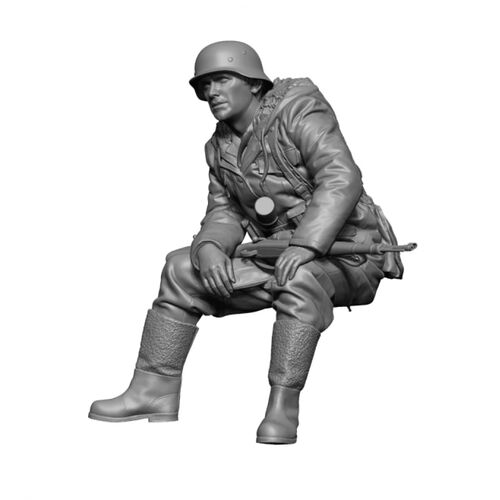 H3MODELS 48130 German WW2 Waffen SS Soldier Winter Uniform 1 (1 Figure)