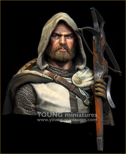 NEW! Young Miniatures YH1874 Teutonic Knight with Crossbow