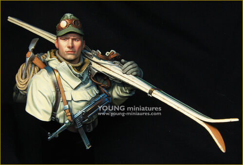 NEW! Young Miniatures YM1896 German WWII Ski Jaeger