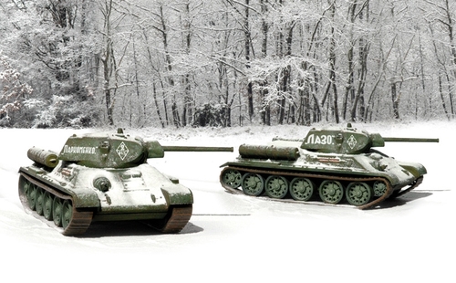 Italeri 7523 T34/76 m42 Fast Assembly