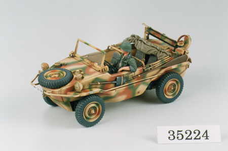 Tamiya 35224 German Schwimmwagen Type 166