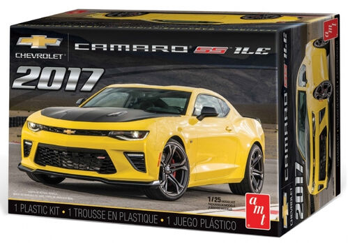 AMT/ERTL 1074 Chevrolet Camaro SS 1LE (2017)