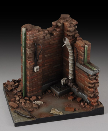 Royal Model di R. Reale 651 Factory corner ruin