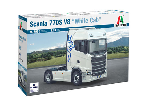 Italeri 3965 Scania 770S V8 'White Cab'